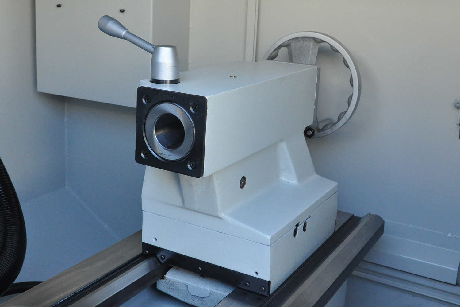 Lathes and CNC Centers - BB3G
